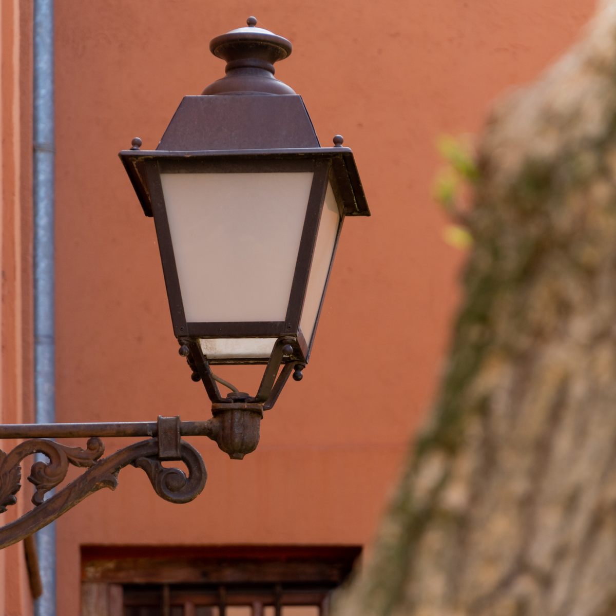 The Best Gothic Light Fixtures for Each Area Of Your Home | Illuminaries